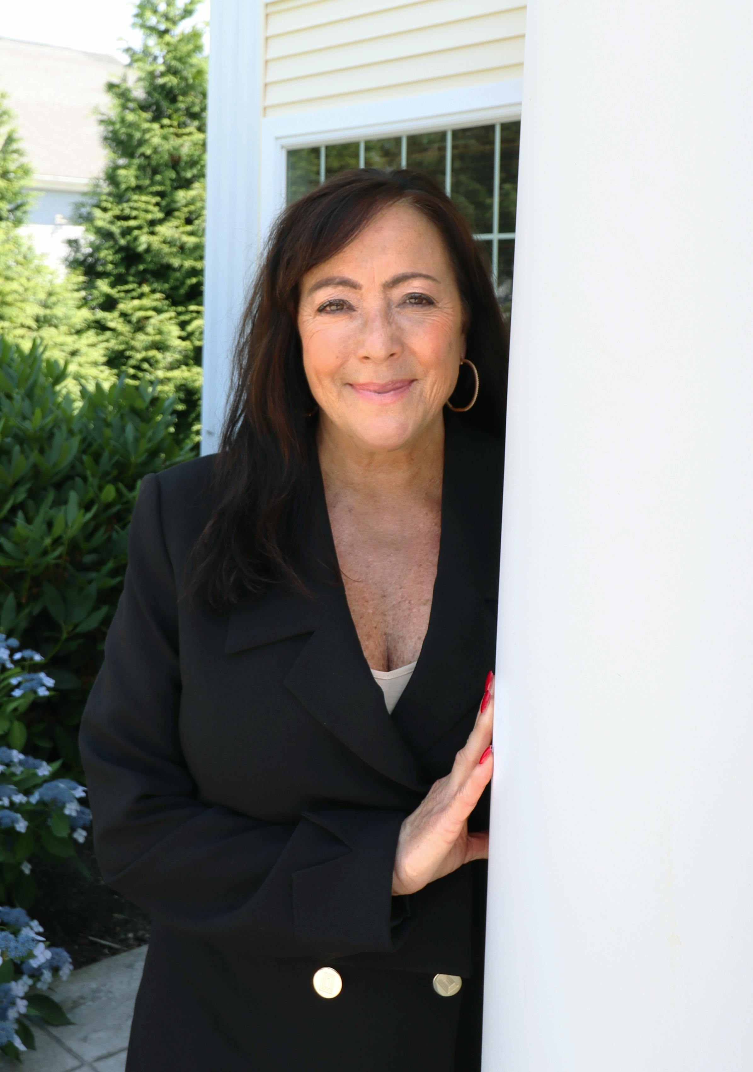 Team - Jennifer Philbrick - The Gove Group Real Estate, LLC